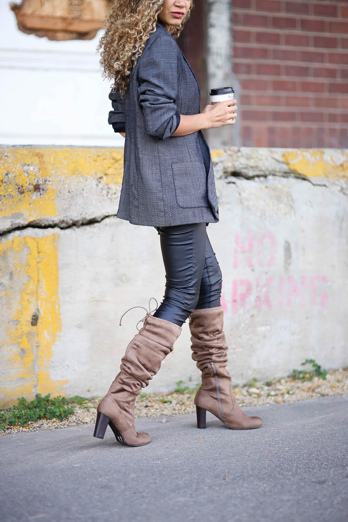 How to Fashionably Wear Brown Boots With Black Leggings