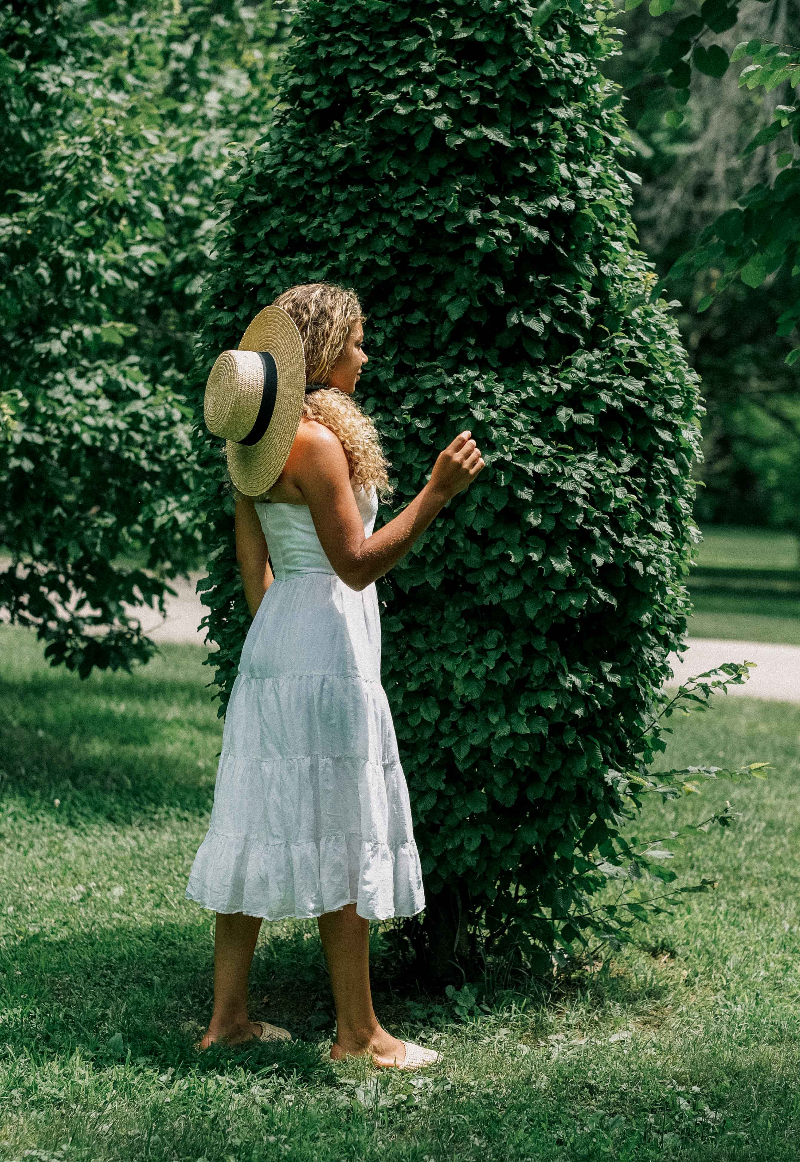 White Dress in a European Inspired Courtyard - MY CHIC OBSESSION
